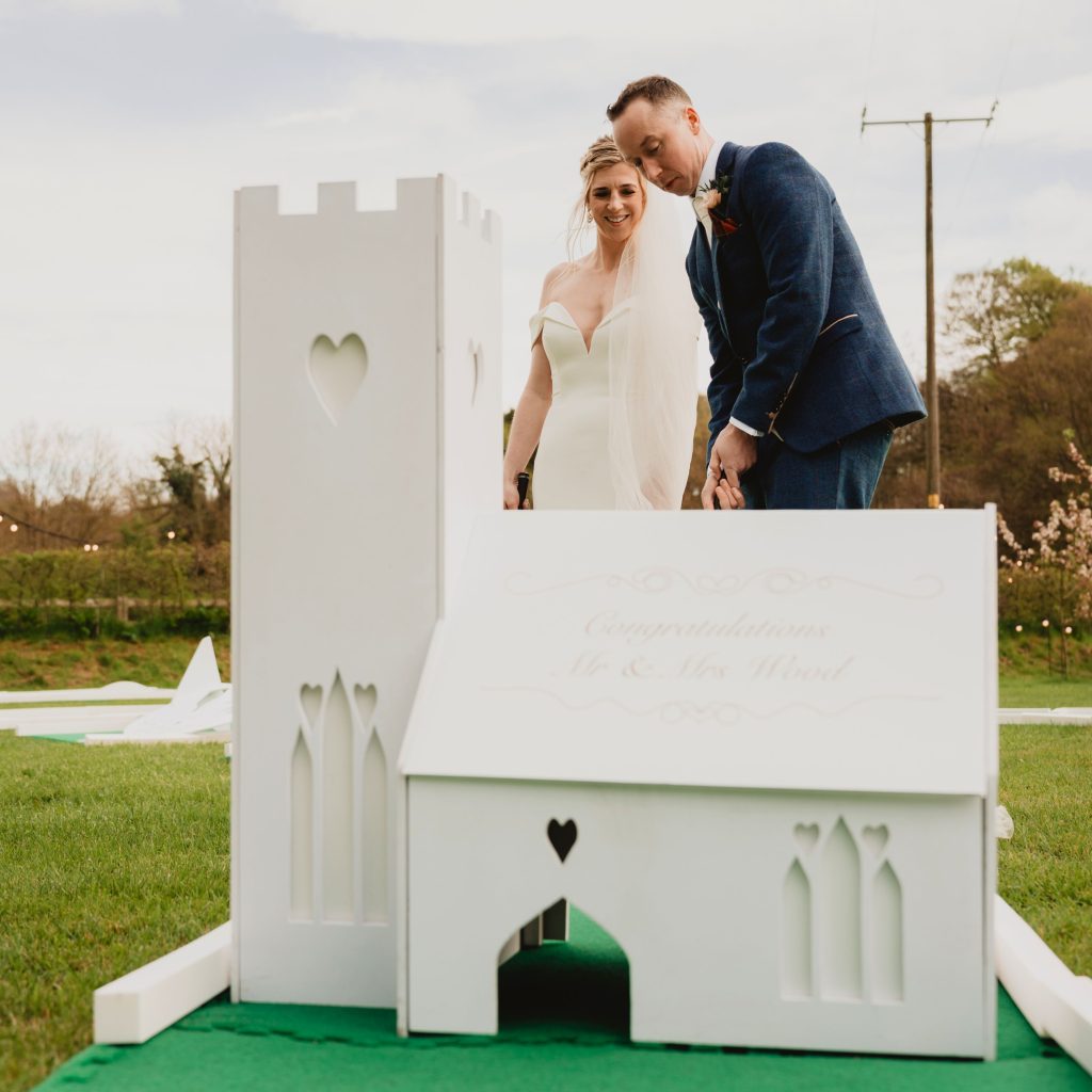 Wedding mini golf